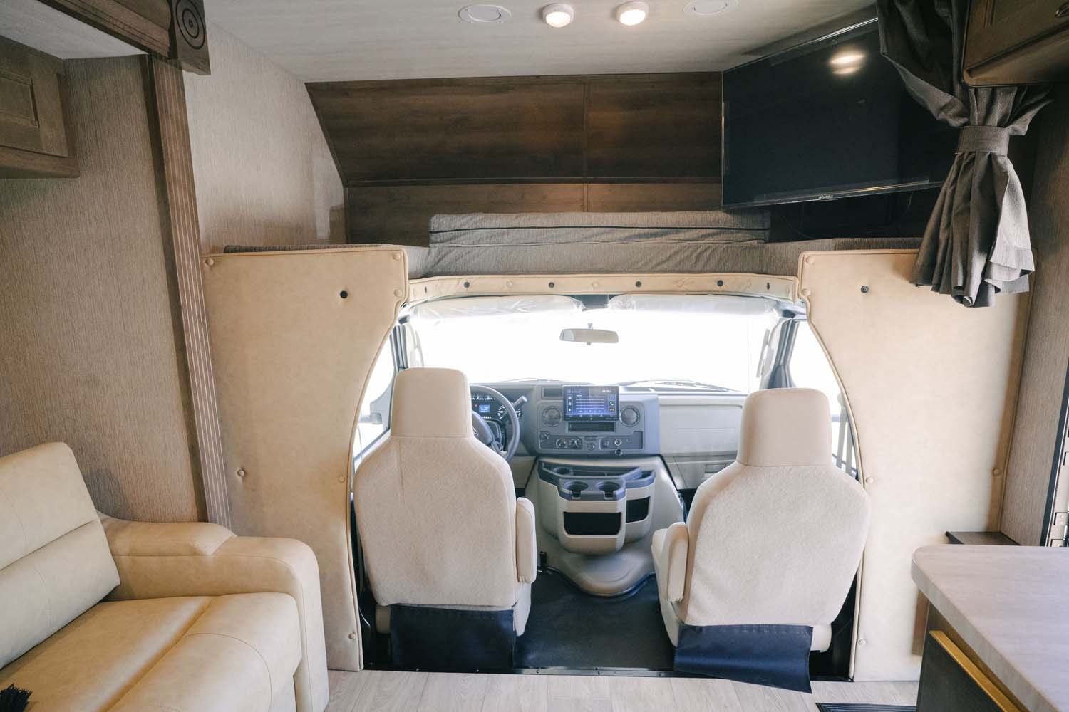 Phantom Gallery | NeXus RV | Elkhart Indiana