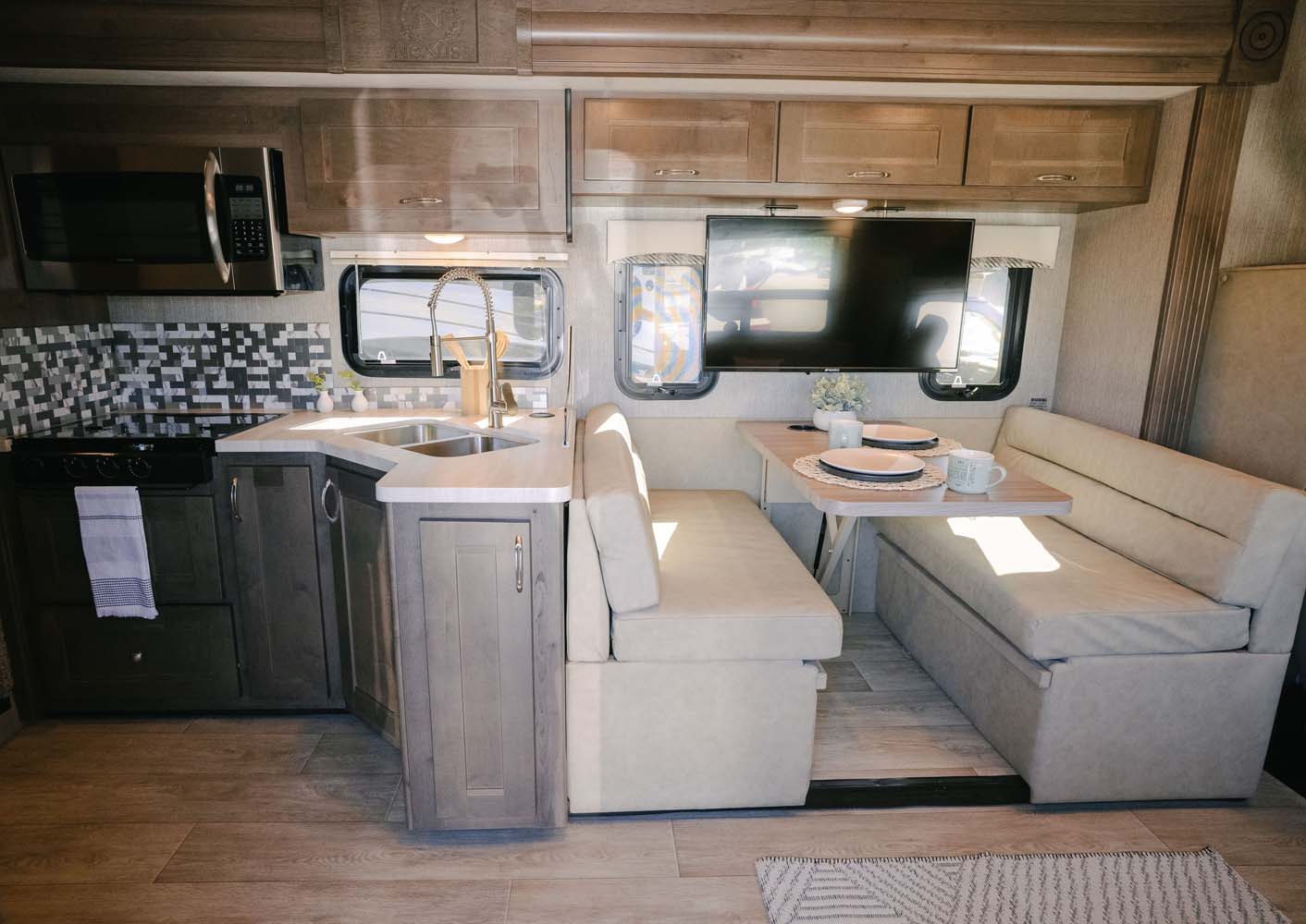 Phantom Gallery | NeXus RV | Elkhart Indiana